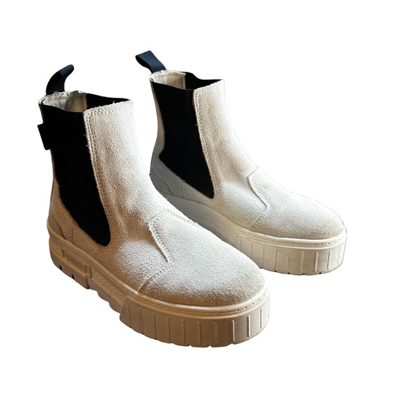 Puma | Shoes | Puma Wmns Mayze Chelsea Suede | Poshmark